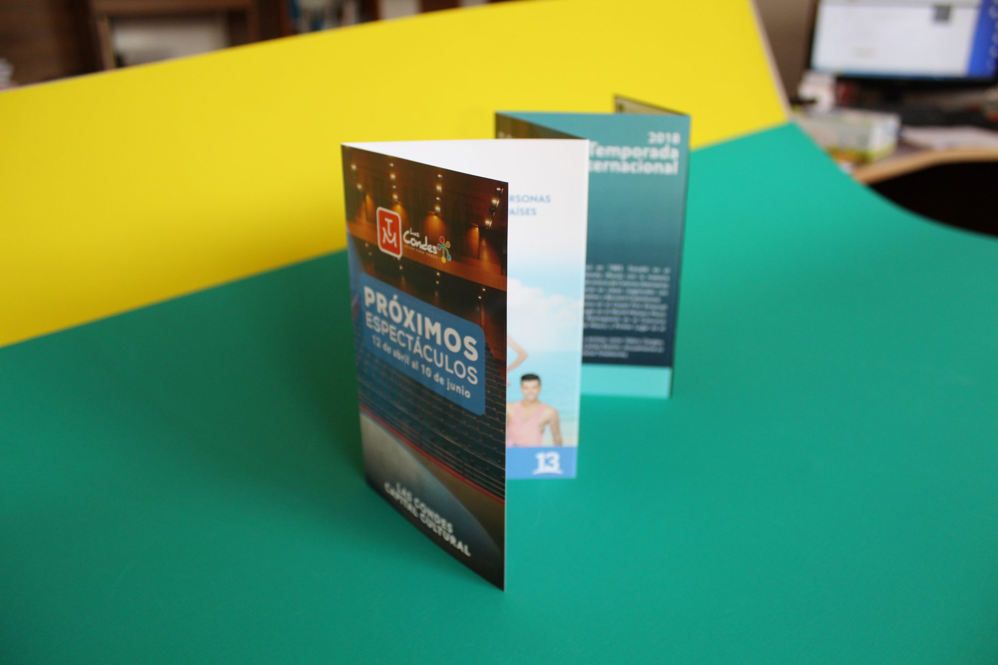 Dipticos , Tripticos o Desplegables - Laser Impresores